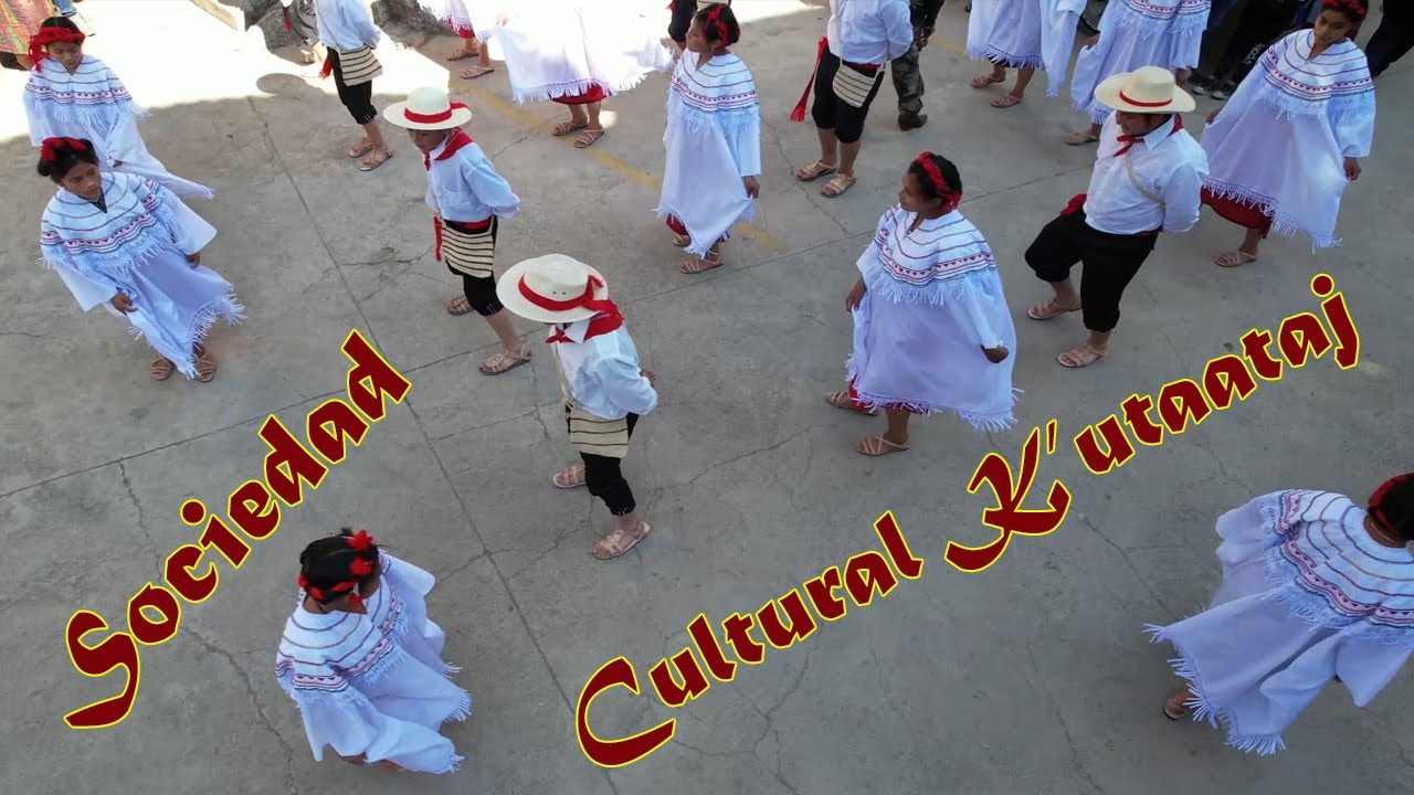 BAILE CON TRAJE TÍPICO AKATEKO 01-02-2022 - YouTube