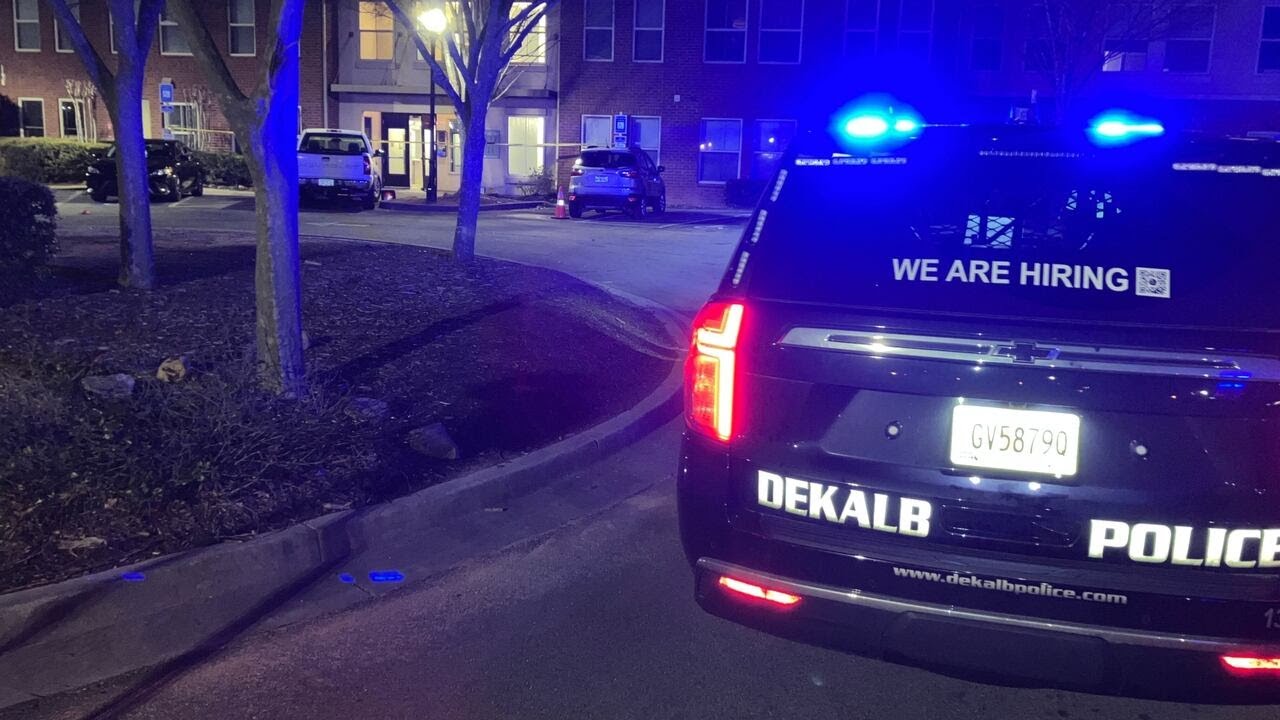 1 dead in shooting at Decatur apartment complex - YouTube