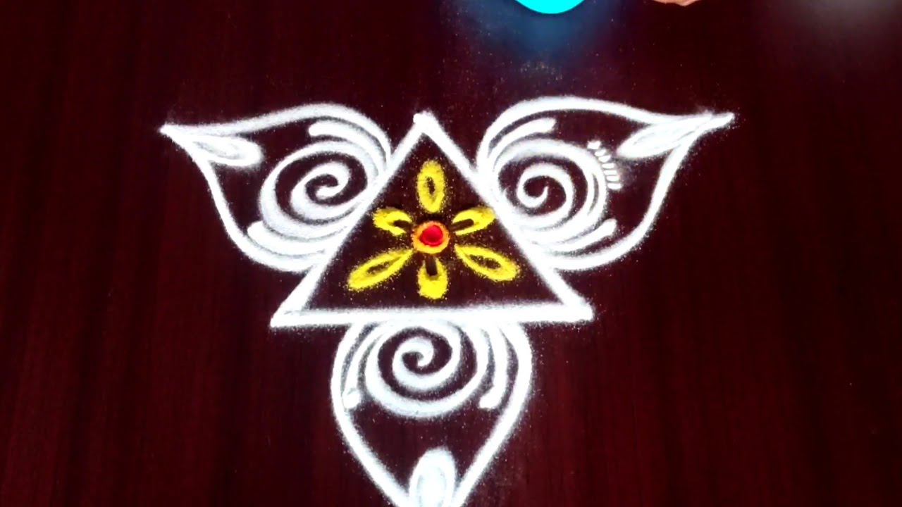 Easy Triangle rangoli 🌺 Traditional colour kolangal🌺 latest muggulu ...