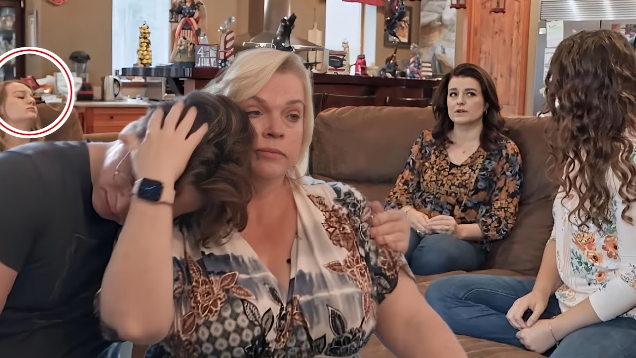 Kody and Robyn spotted out hustling for cash! Janelle Brown are in ...