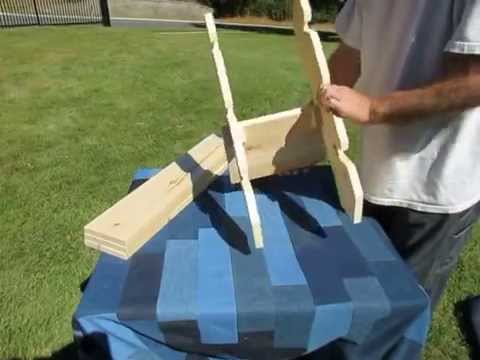 Assembling Stu's Portable Display Stands - YouTube