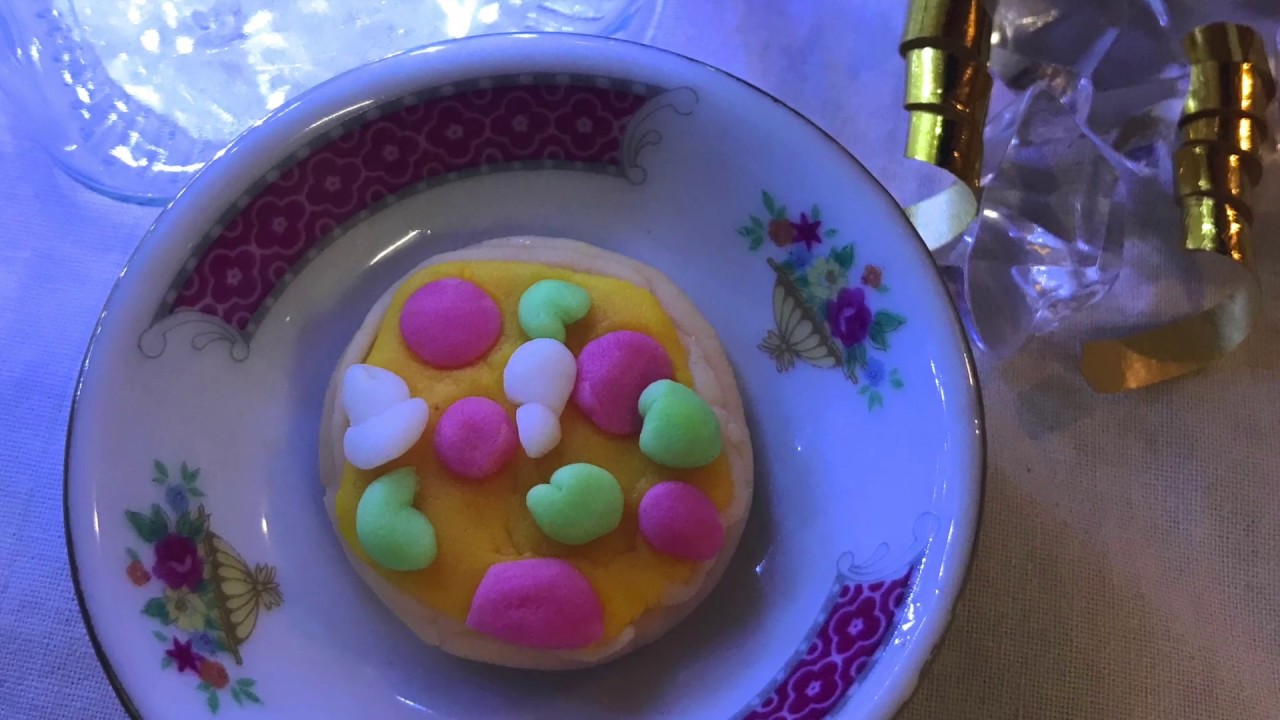 Pizza Fondant Cake Topper - YouTube
