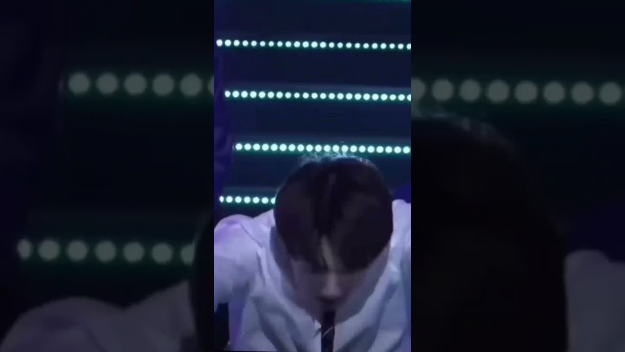 oh Jk look like a gentleman.... - YouTube