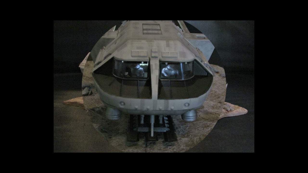Moebius 2001 Moonbus By Gemini Model Build-Up Studios - YouTube