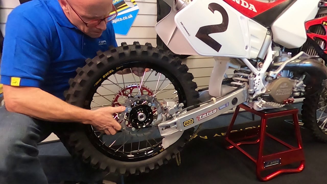 Apico Brake Pad Splitter - YouTube