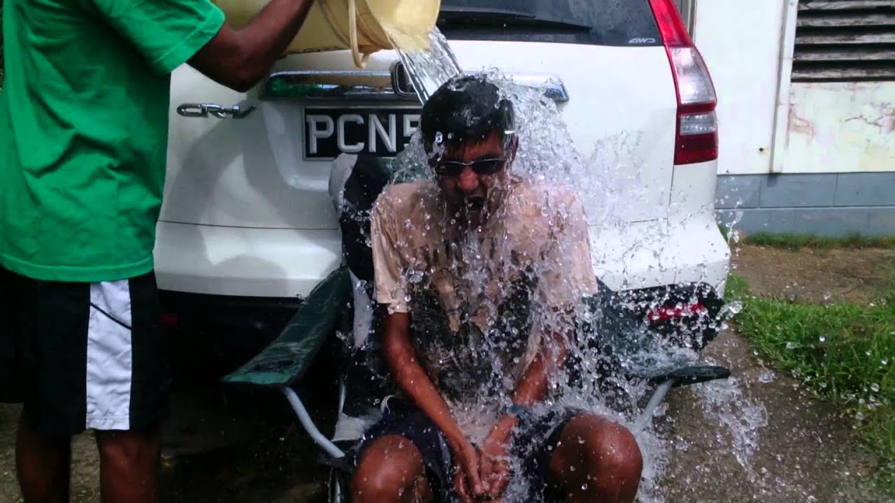 Bindra ice bucket challenge ( Ari and Boo). - YouTube