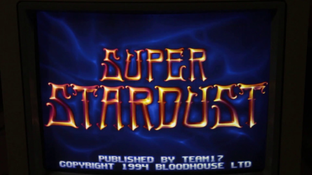 Um pouco do Super Stardust (Amiga 1200) - YouTube