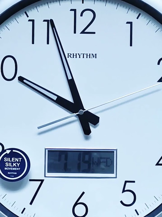 Настенные часы Rhythm CFG702NR19 большого диаметра с дополнительным LCD ...