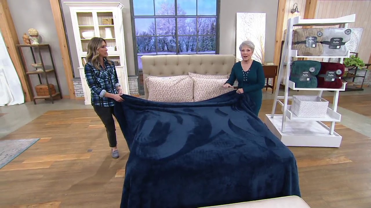 Berkshire Blanket Fluffie Blanket on QVC - YouTube