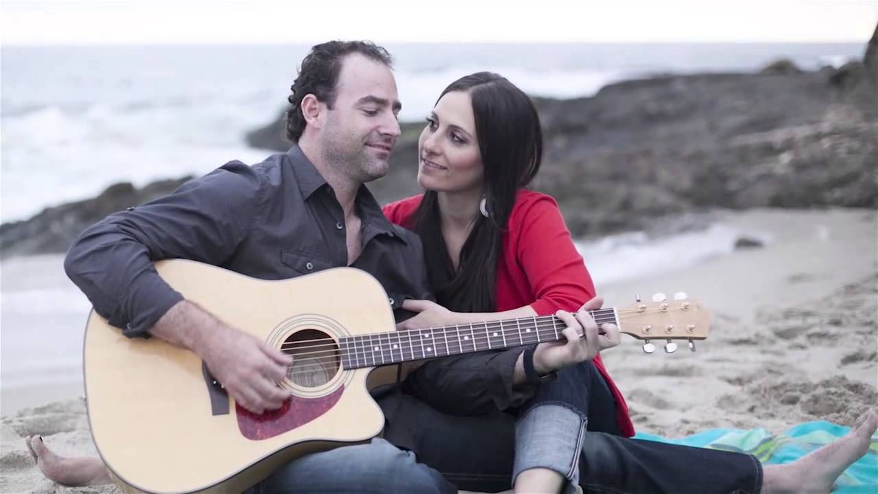 Natural Light Couples Photography - 101 Introduction - YouTube
