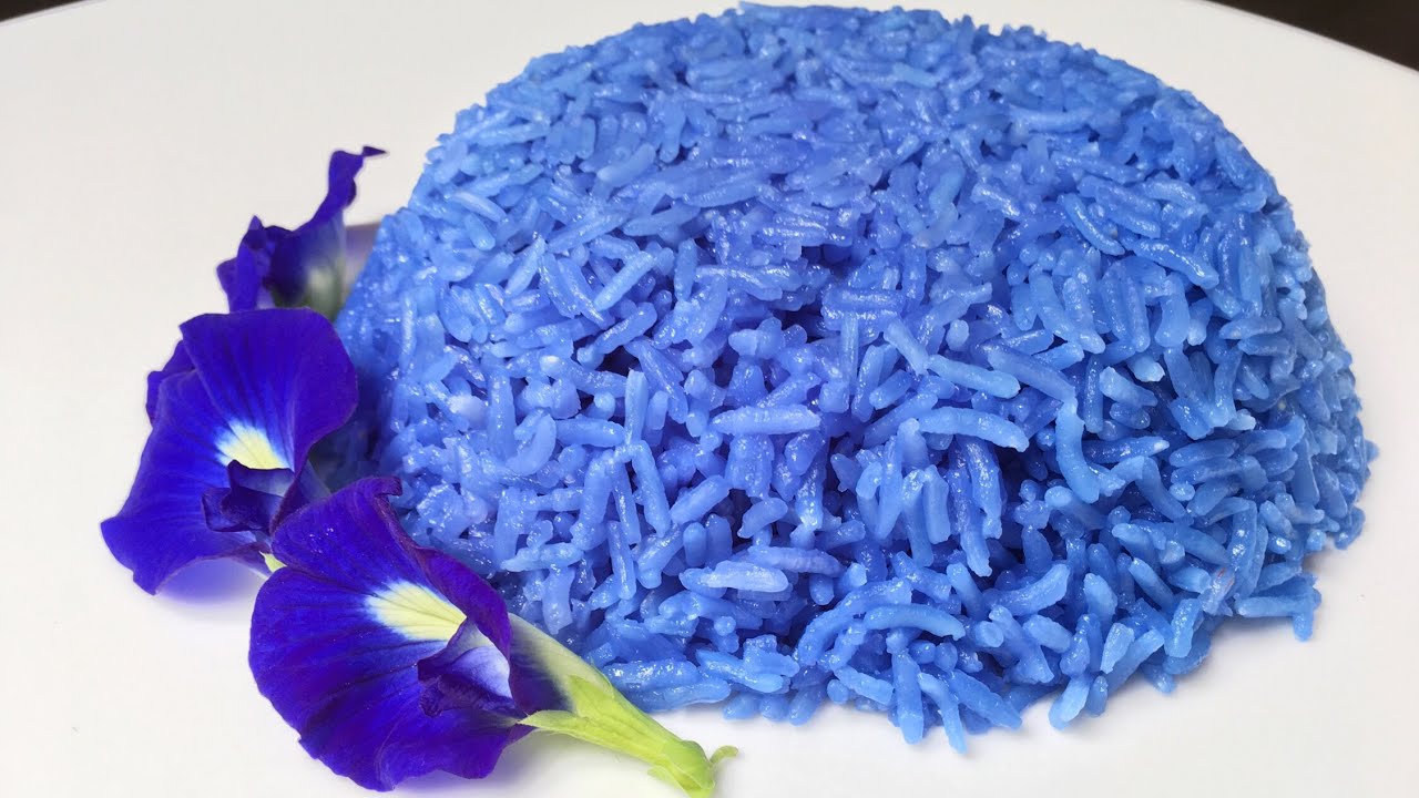 วิธีหุงข้าวดอกอัญชัน / How to make purple jasmine rice - YouTube