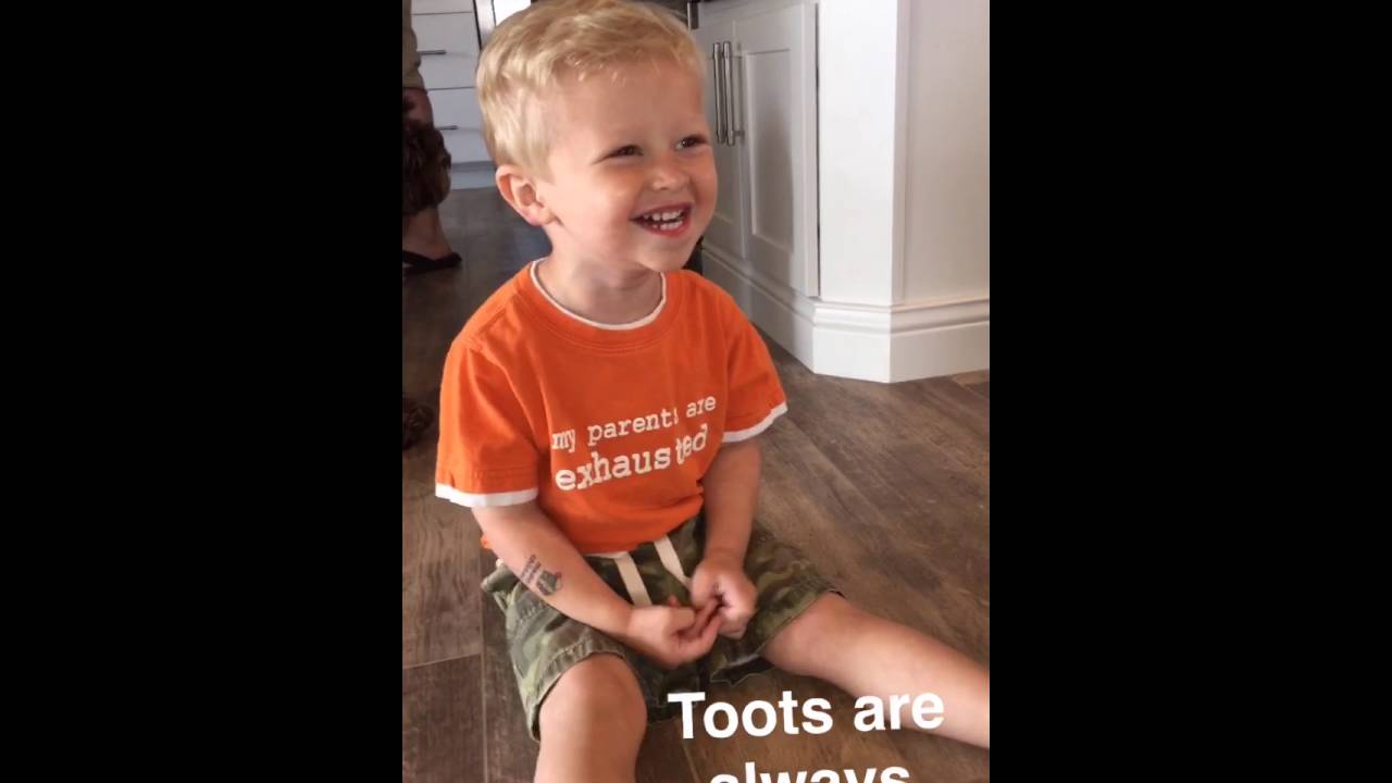 Toots are always funny - YouTube
