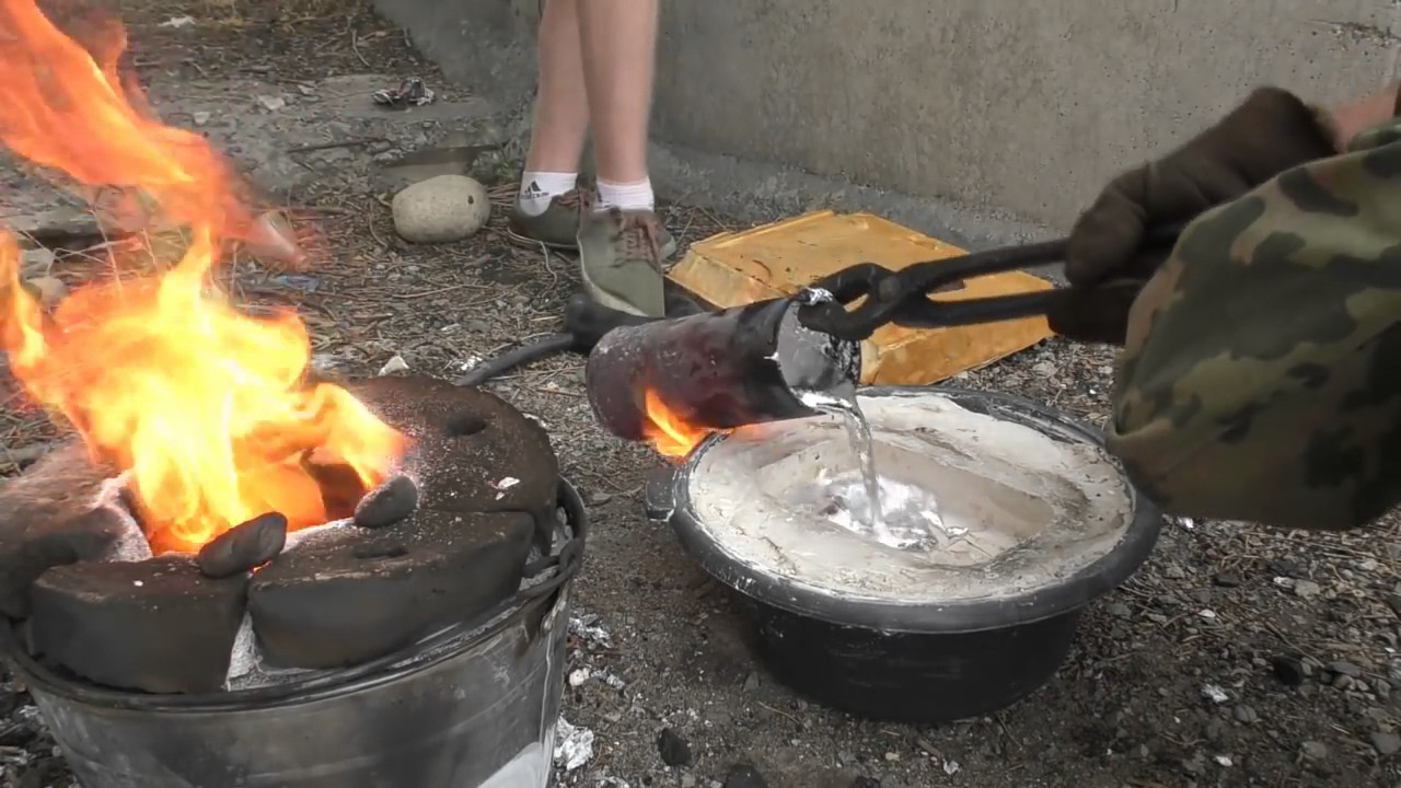 How to make a DIAMOND PLAY BUTTON YOUTUBE - YouTube