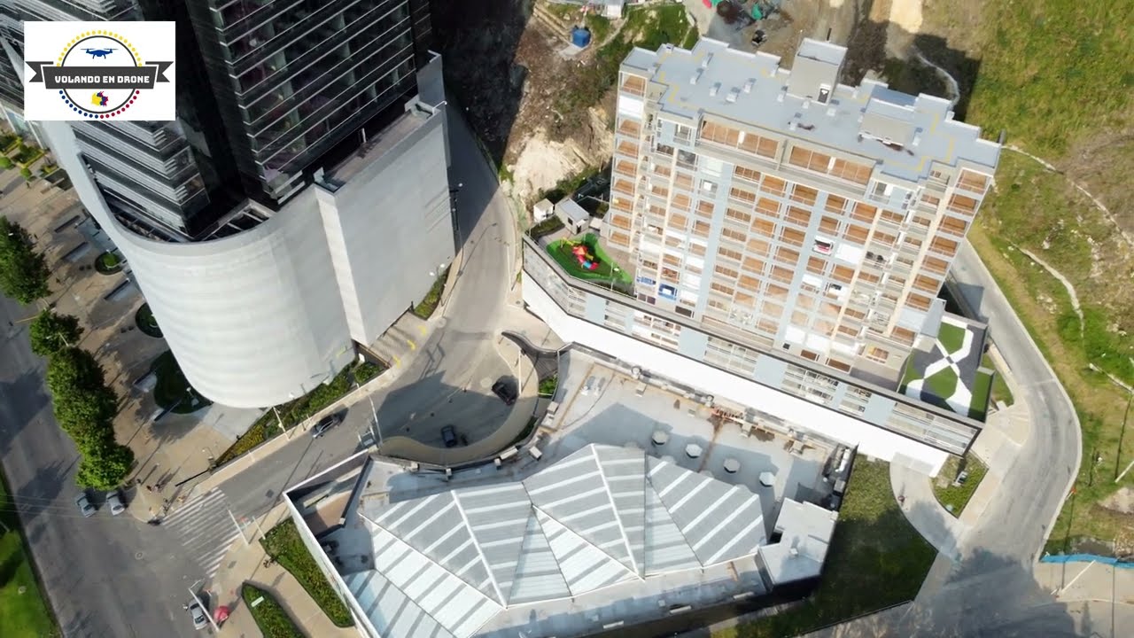 VOLANDO EN DRONE 4K - NORTH POINT STUDIOS - YouTube