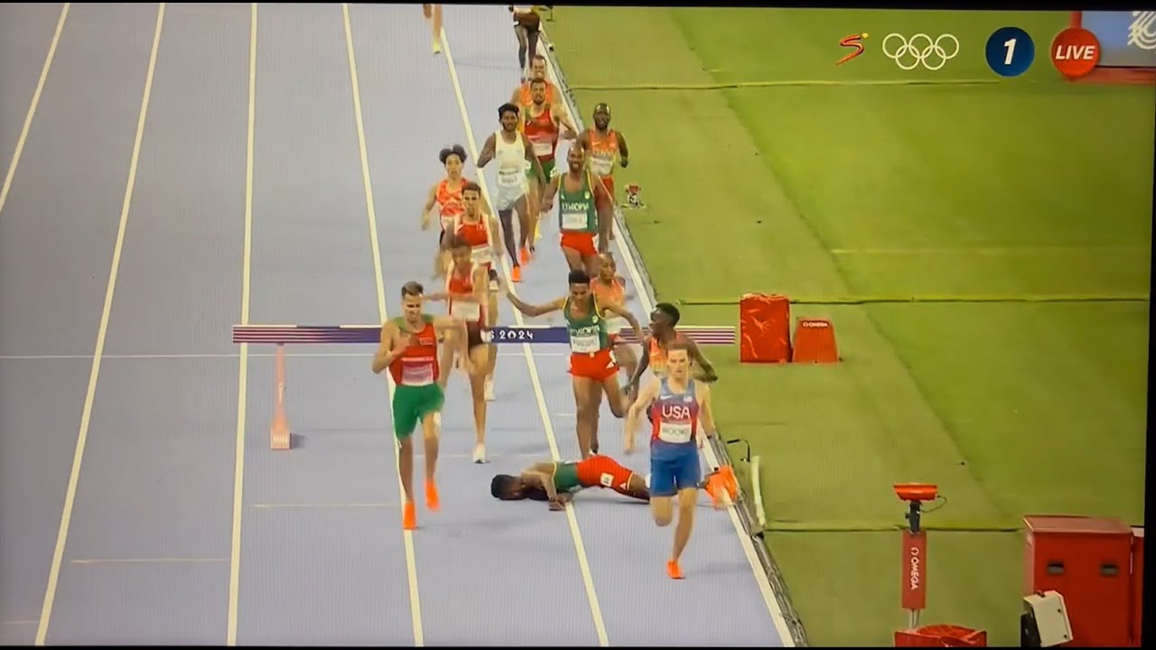 Lemecha Girma Fall in 3000m Steeplechase Final | 2024 Paris Olympics ...
