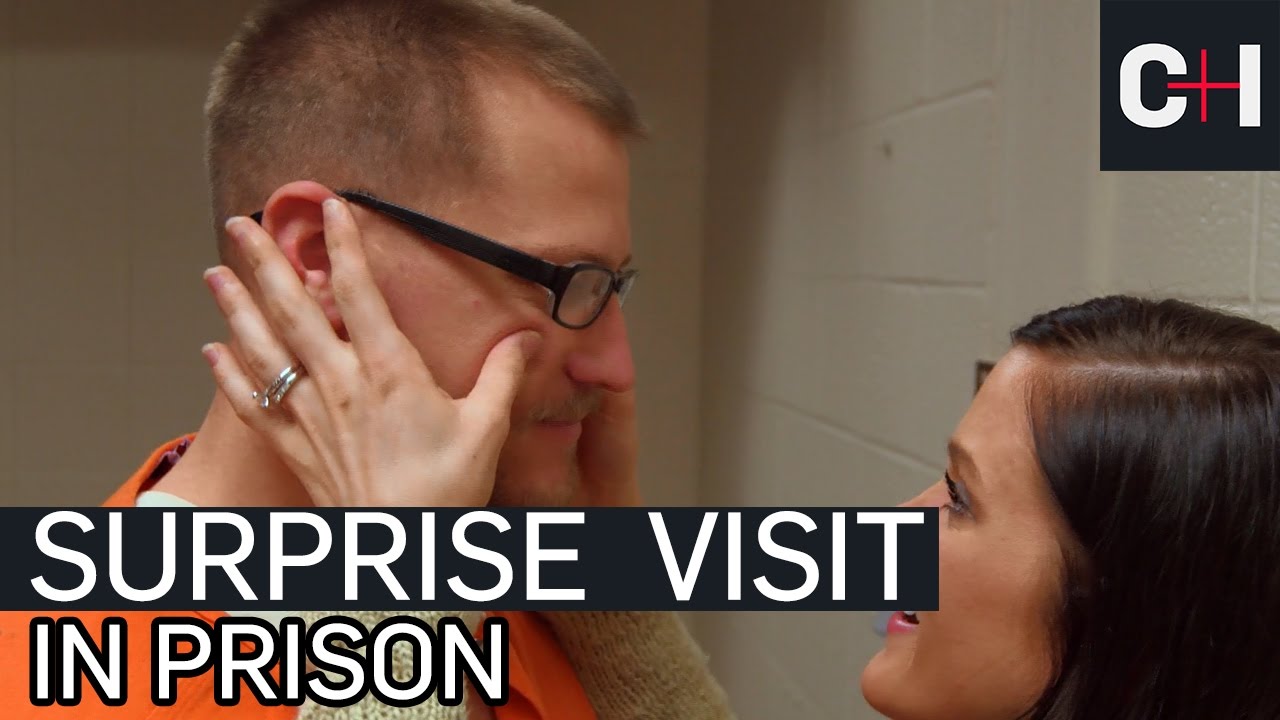 Surprise Prison Visit | 60 Days In - YouTube