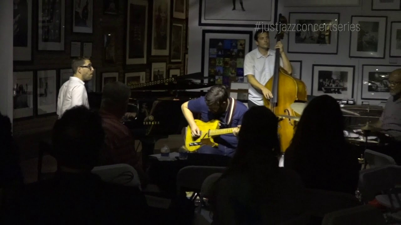 Coffee Shop Trio w Special Guest Jon Sosin @ Mr Musichead Gallery - YouTube