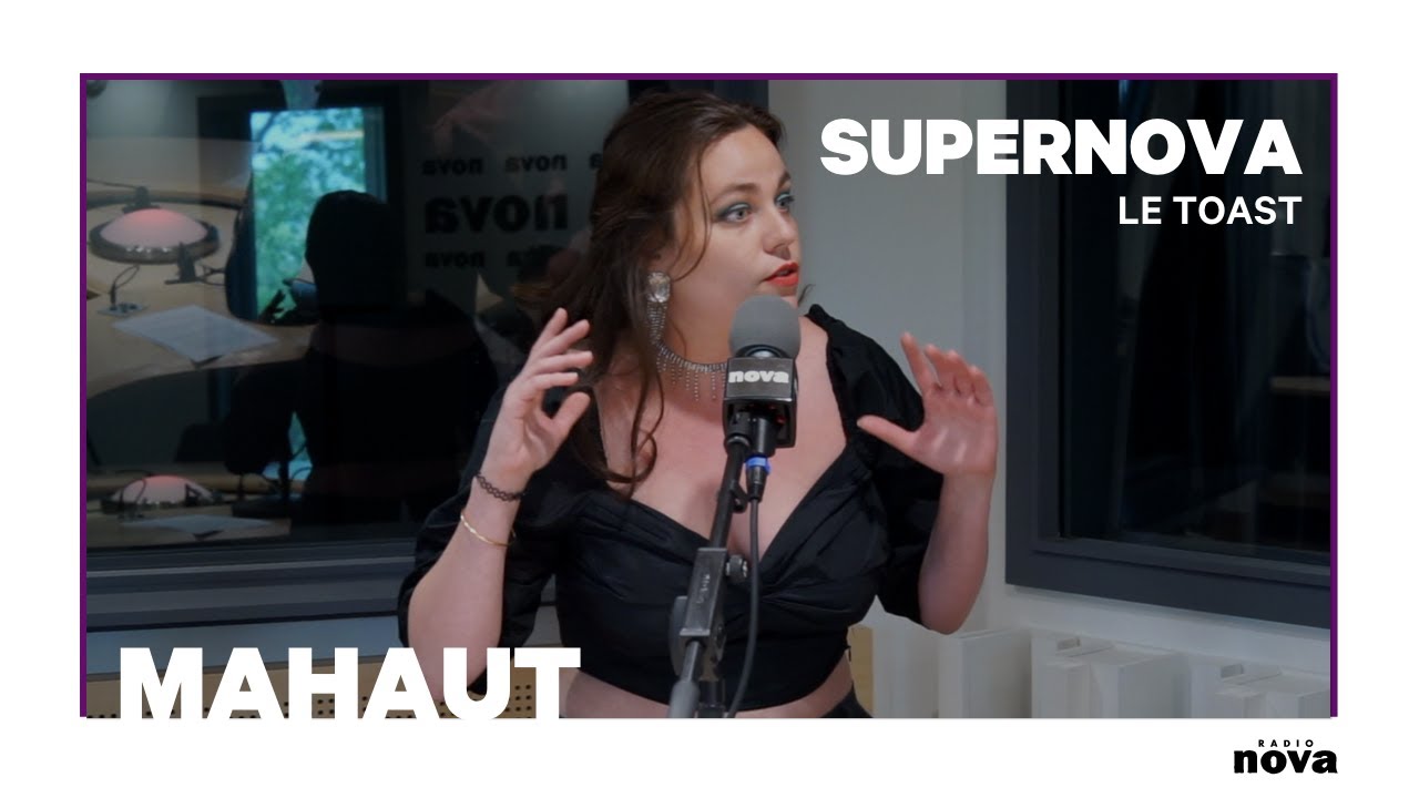 Mahaut porte un Toast… aux seins | Super Nova - YouTube