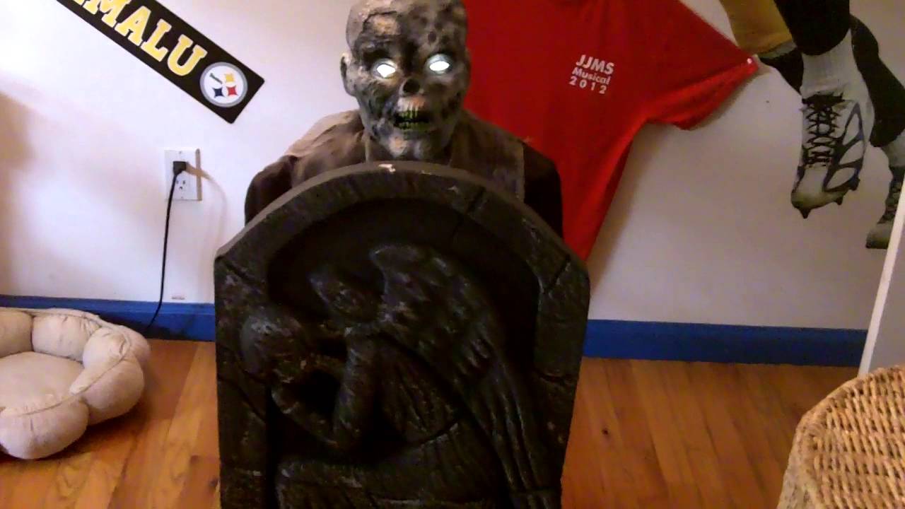Animated Pop up Zombie prop - YouTube