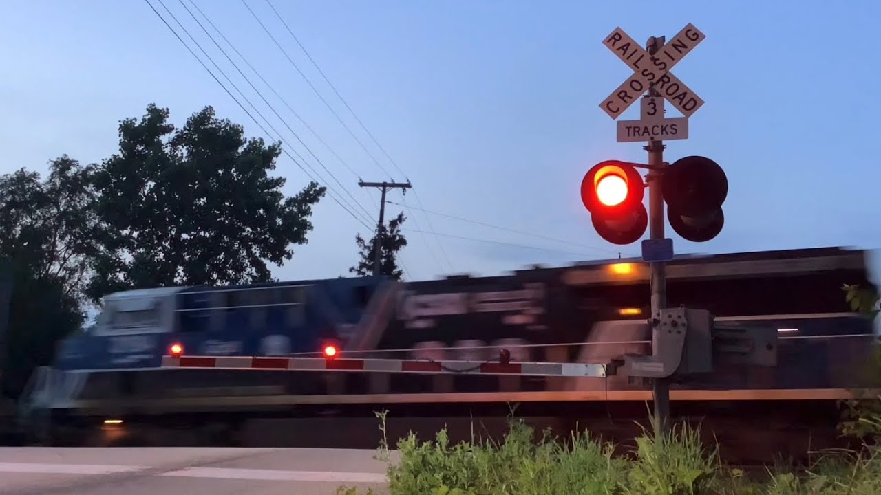 *CSX 3194* CSX Intermodal Train - McCool Road Railroad Crossing ...
