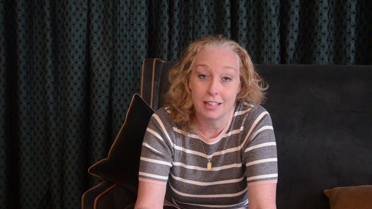 DataTalks London 2018: Caroline Carruthers intros Peter Jackson - YouTube