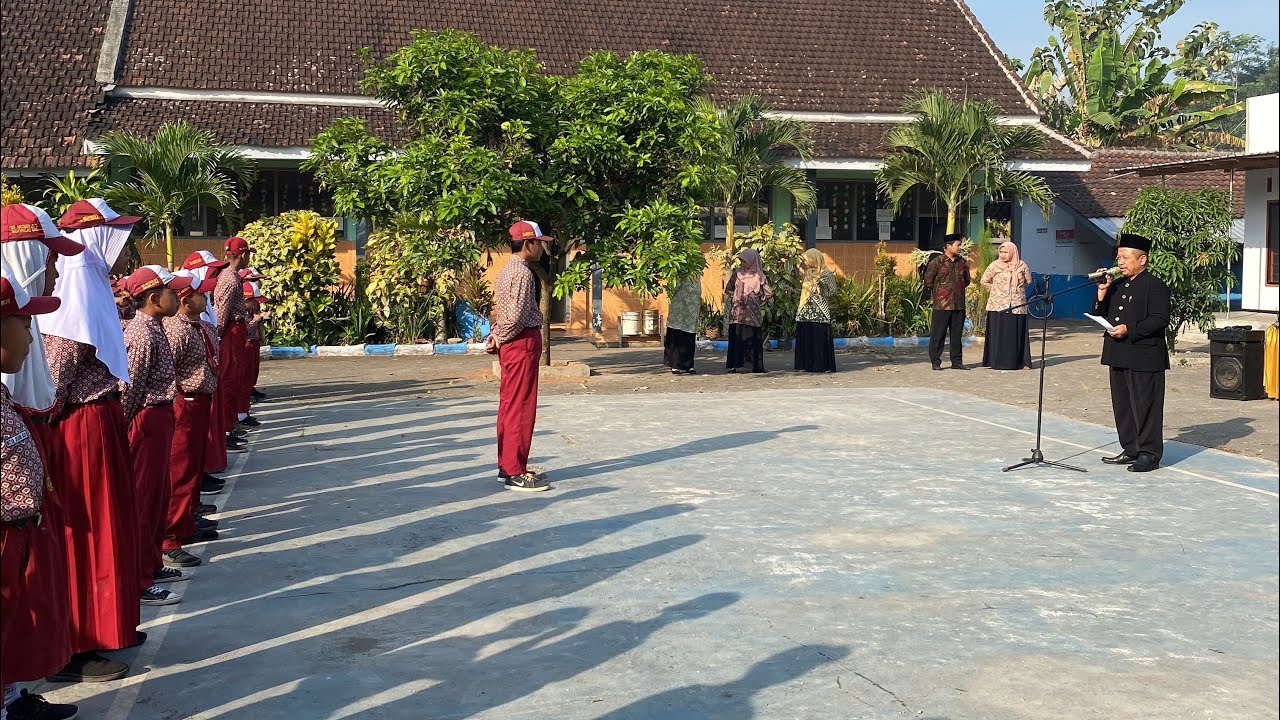 SD NEGERI 2 SIDOREJO sedang live! Hari Lahir Pancasila - YouTube