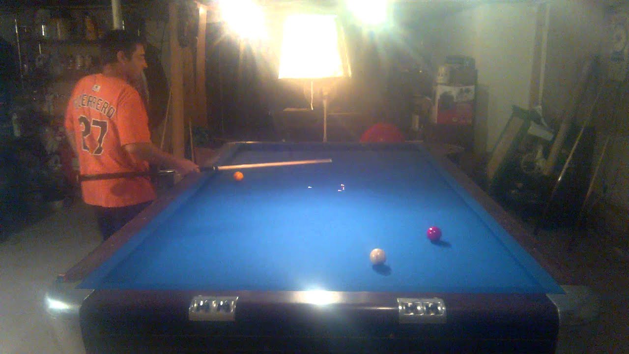 14 point shot in Italian 5 pin billiards. Birilli. - YouTube