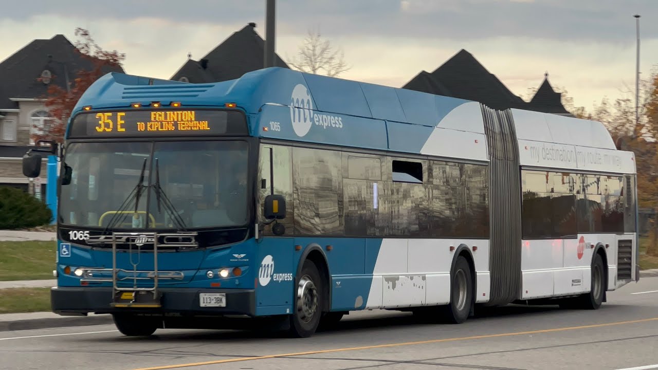 Miway 2010 D60LFR compilation from around Mississauga this month ...