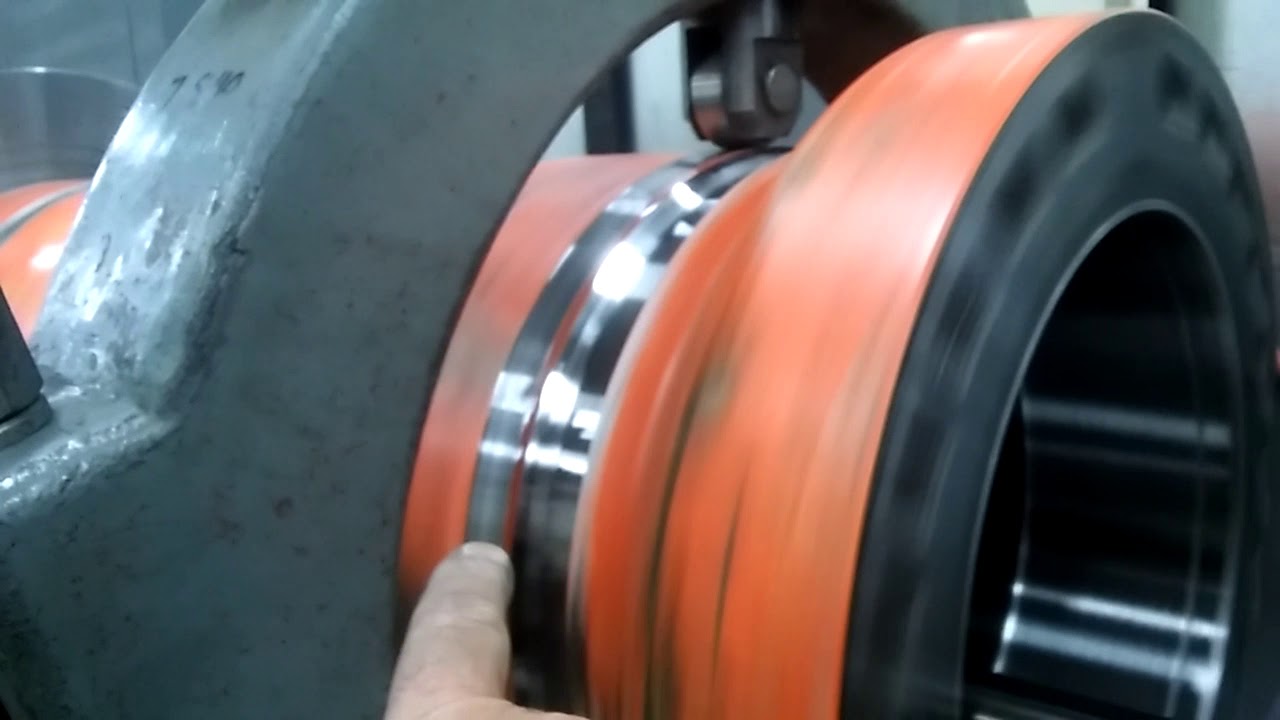 Cutting off big flange first vid - YouTube