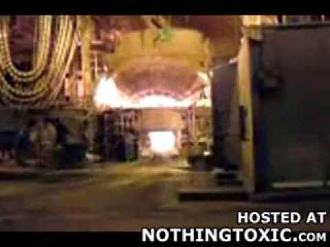 Startling Melting Pot Explosion - YouTube