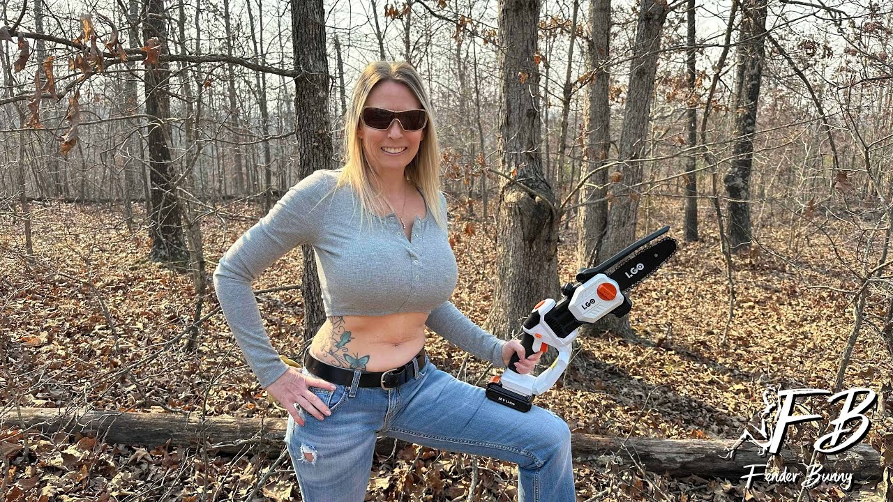 Tool Time with Fender Bunny - YouTube