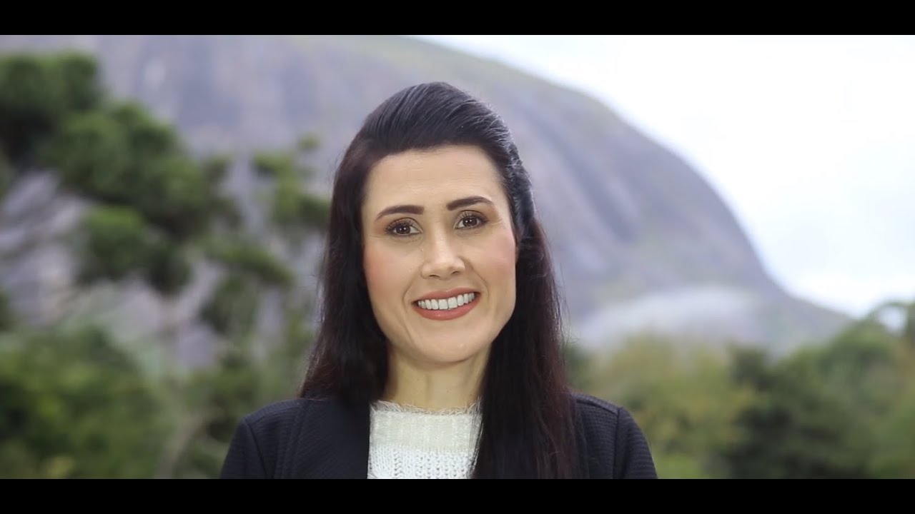 175 Sobre a Rocha | Entrega Teu Caminho ao Senhor | Melissa Barcelos ...