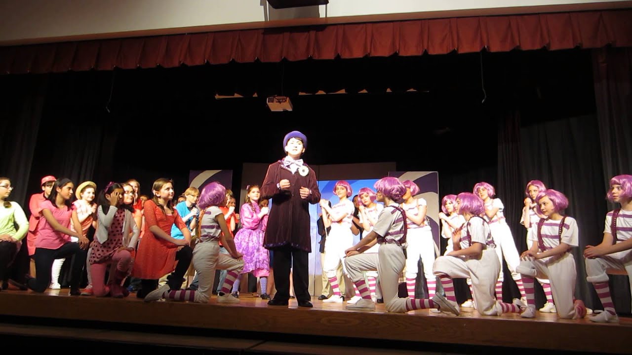 Willy Wonka Jr.- Mary as Troompa Loompa - YouTube