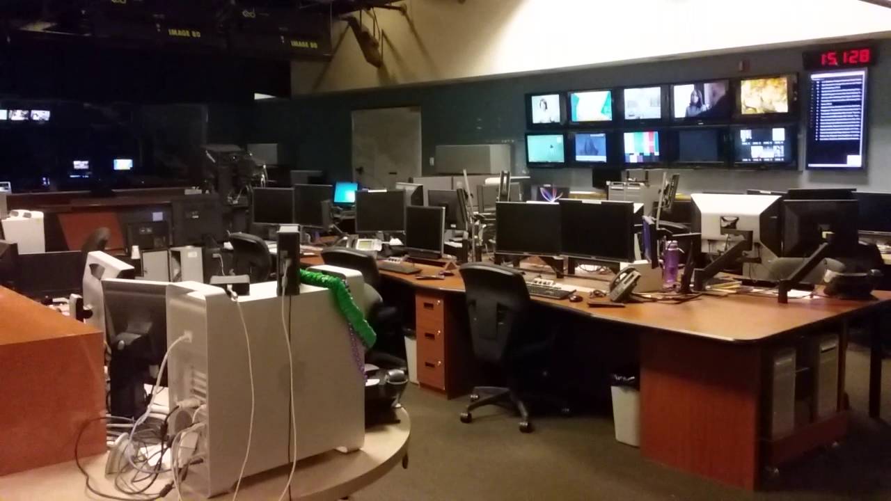Warner Bros Cartoons Former Leon Schlesinger Studio KTLA Pt 1 - YouTube