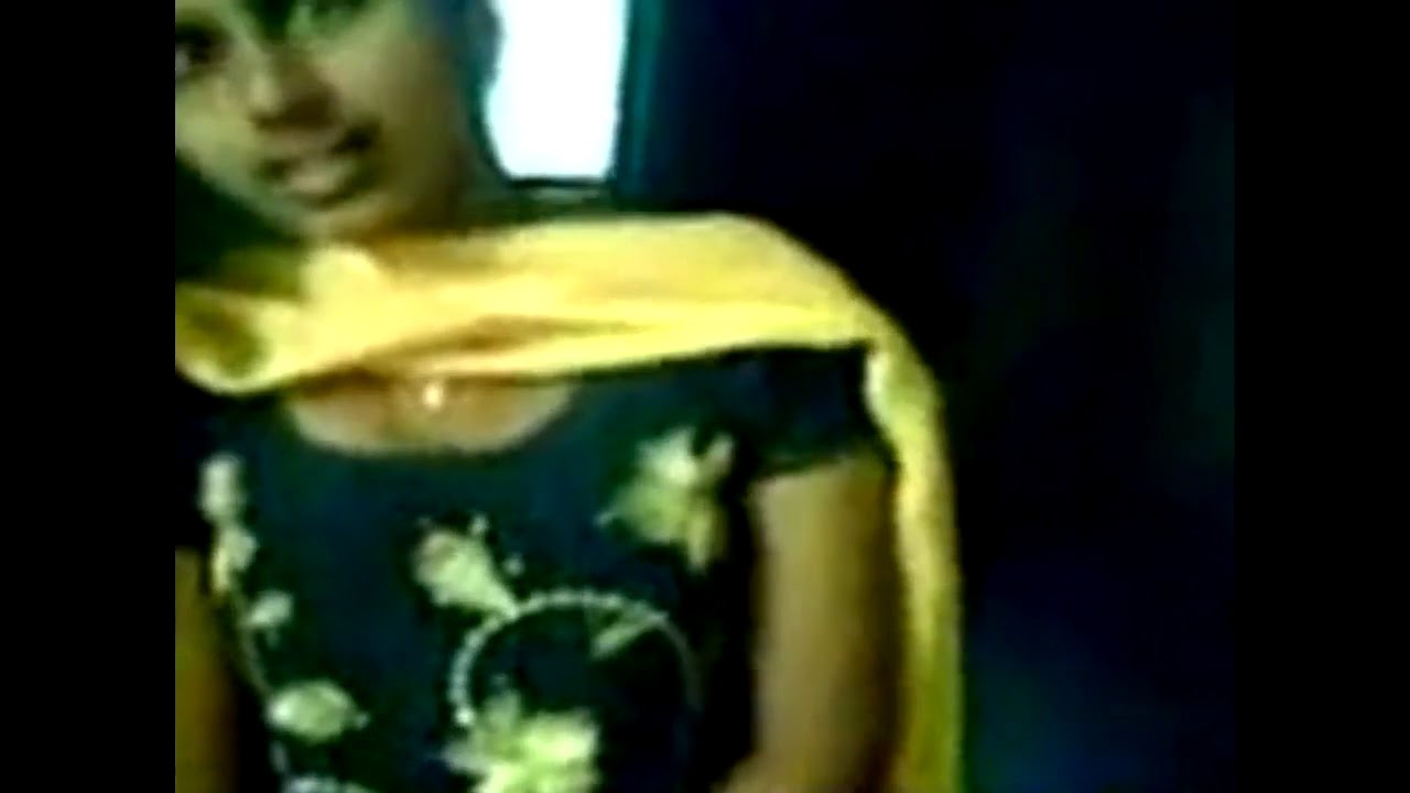 Jangal Mein Mangal_Pyasi _ Aunty - Leaked Video From My Phone - YouTube