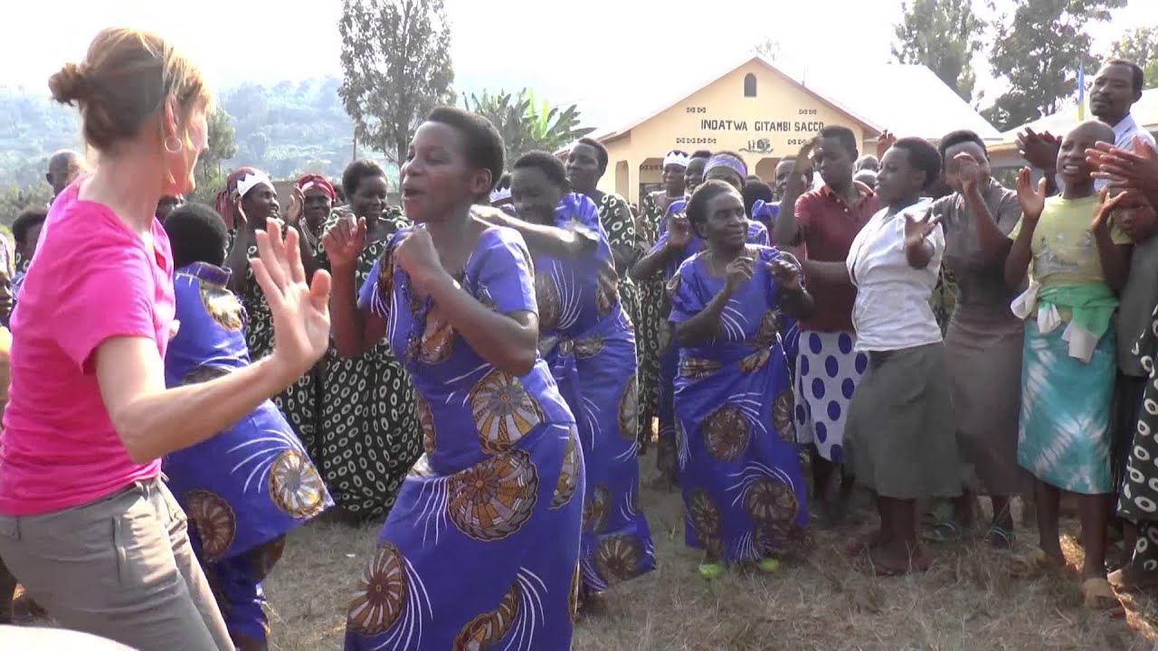 Twa (Pygmy) dance - Danna and Debra - YouTube