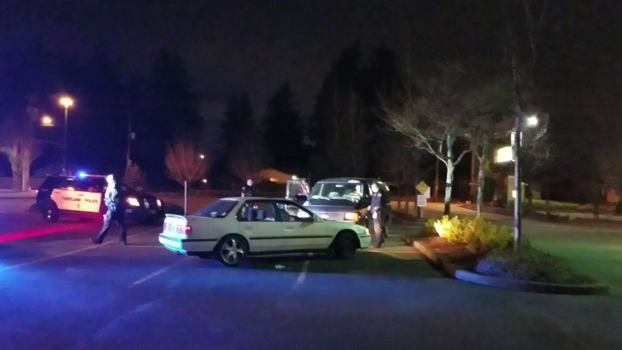 police stop men for changing a tire - YouTube
