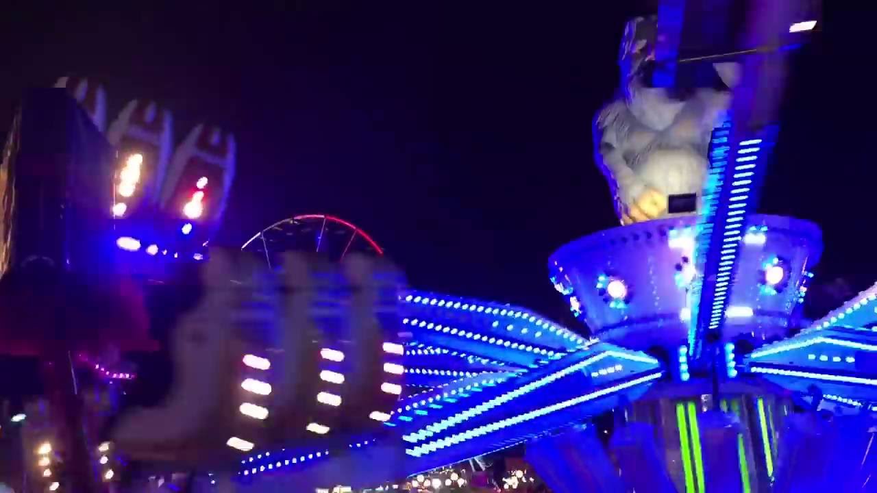 Spinning Coaster Yeti Ride at Hyde Park Winter Wonderland 2016, London ...