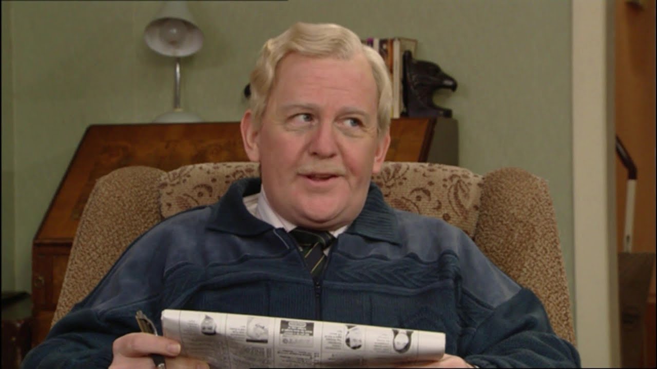 Beaver Builders | Still Game Clips - YouTube