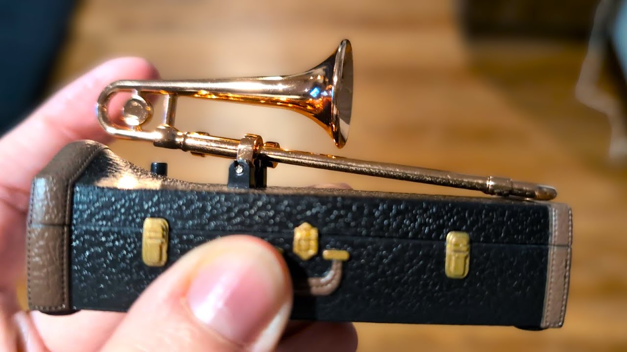 Review of Trombone Sound Effect Toy (Womp, Womp) - YouTube