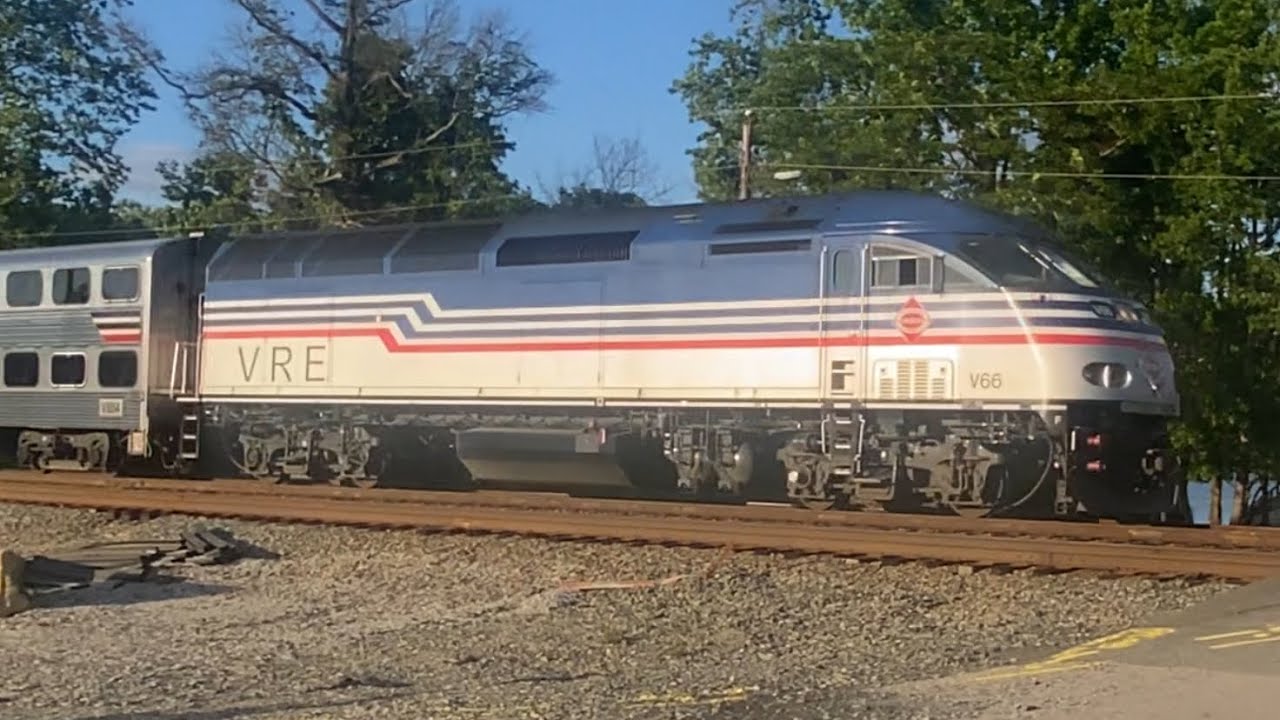 VRE Fredericksburg P313-23 @ Cherry Hill, VA with MP36PH-3C V66 leading - YouTube