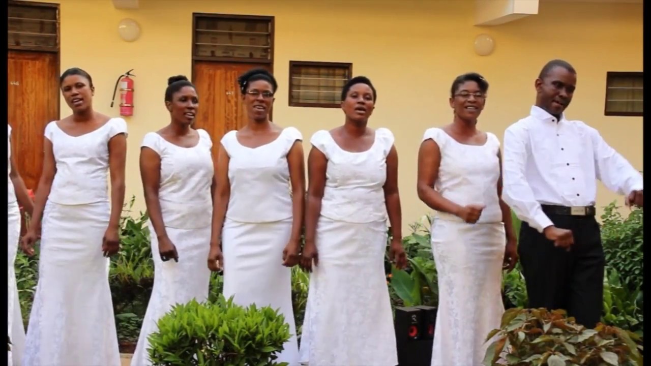 Hakika Utashangaa! Kwaya ya Familia Moja - The Manyonyi's Family ...