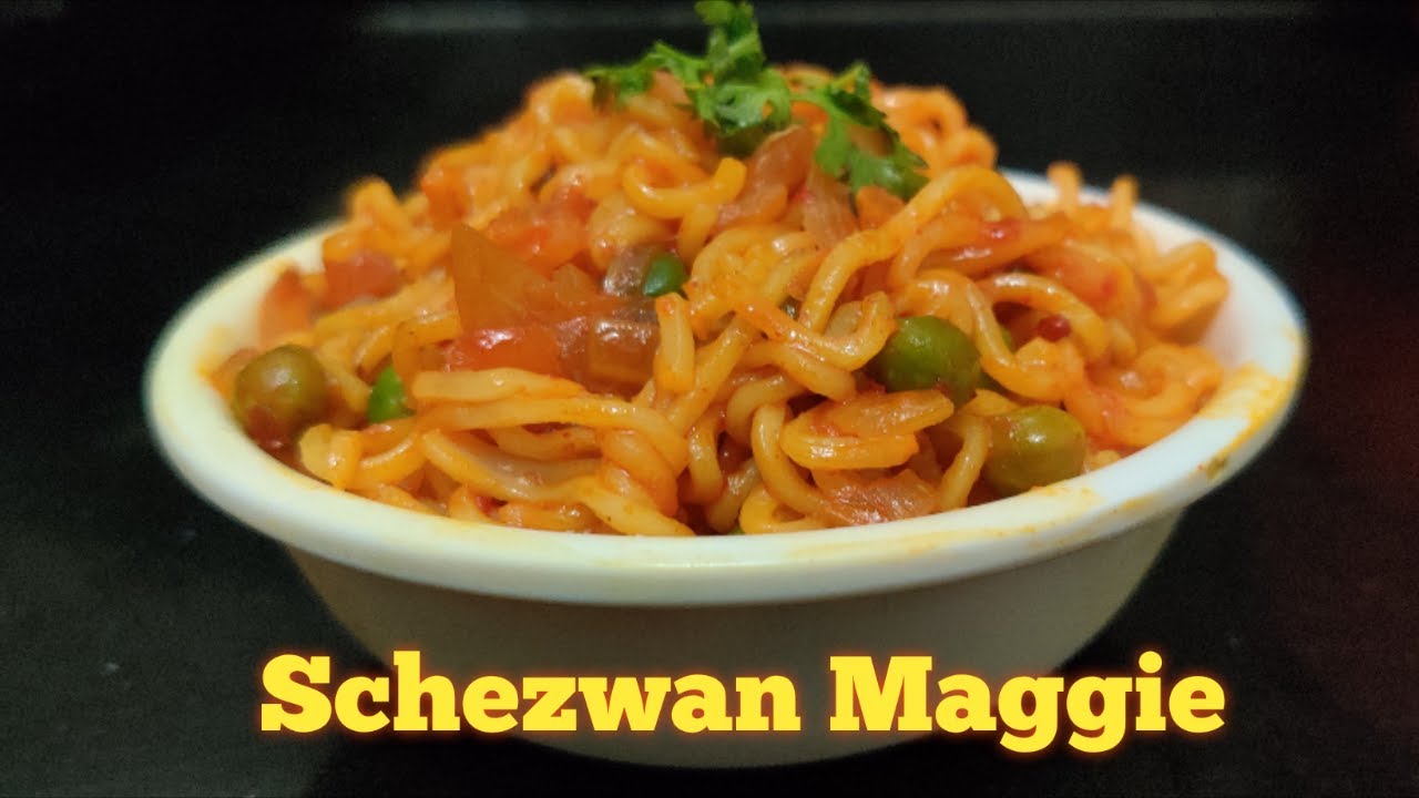 Schezwan Maggie Recipe | Mumbai Street Food Special Schezwan maggi ...