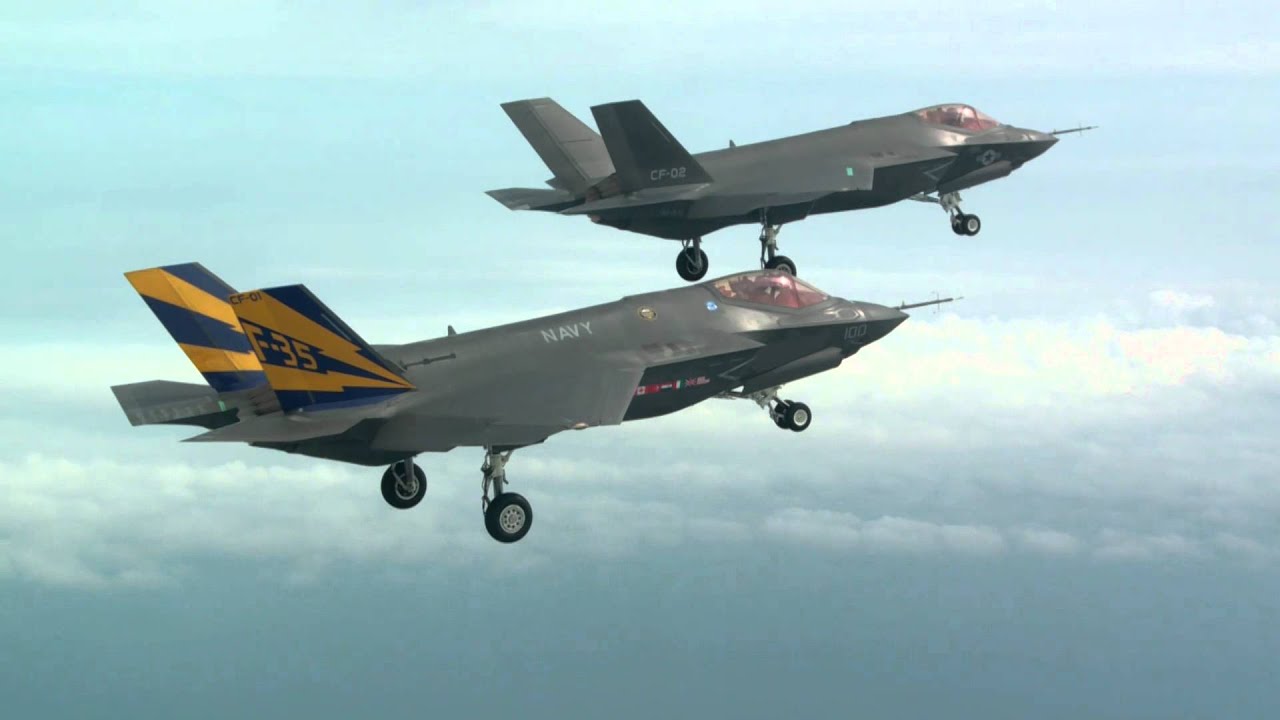 F-35C Formation Flight - YouTube