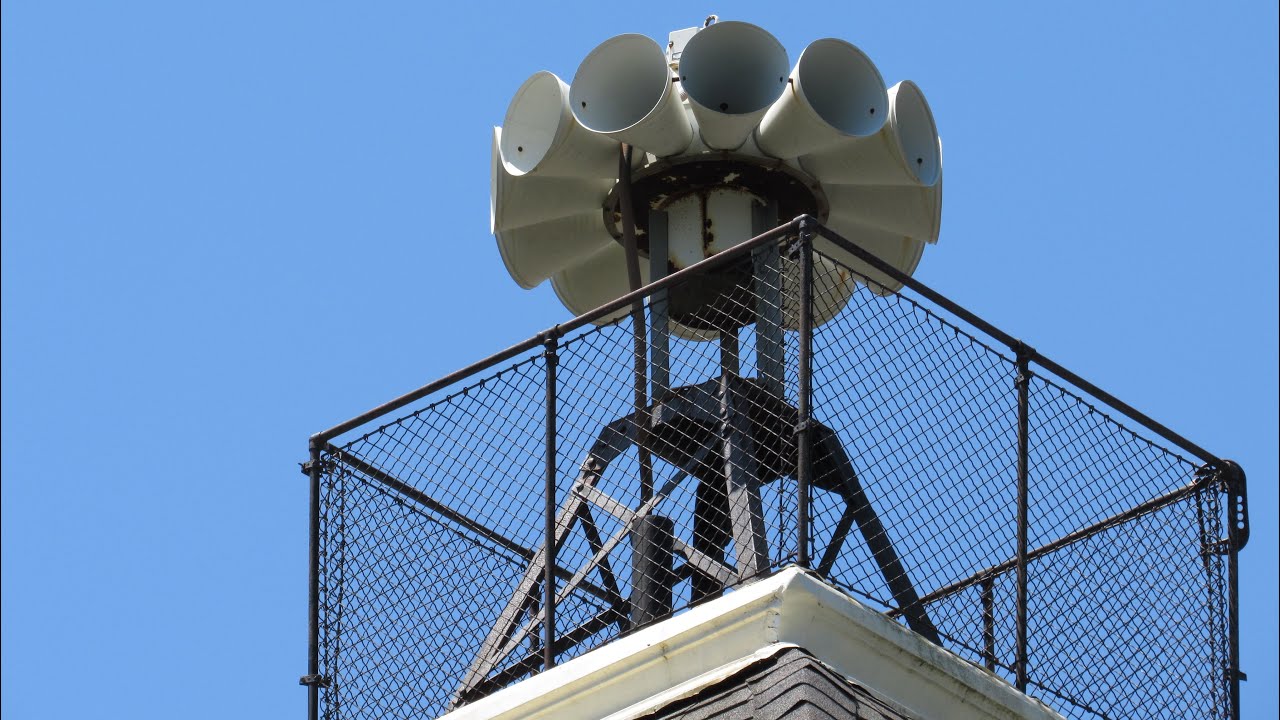 Federal Signal STH-10 Siren Test | Full Alert | Marine City, Michigan ...