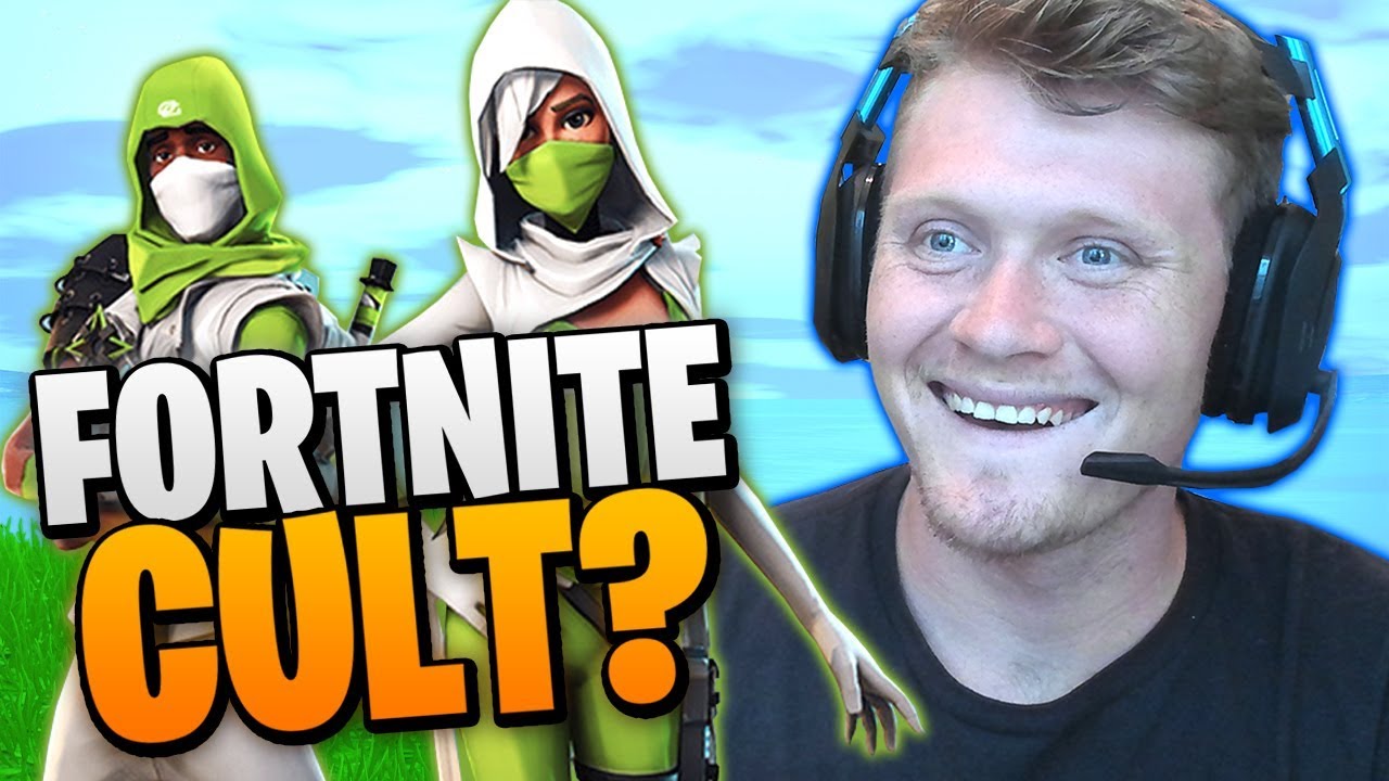 RANDOM SQUAD INVITED ME TO JOIN THEIR CULT! FORTNITE SQUADS FUNNY ...