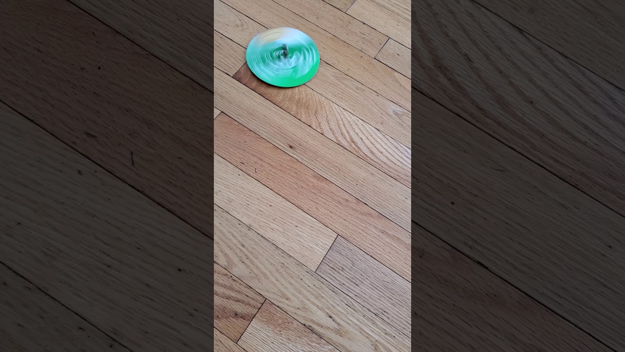 DIY spinning top - YouTube