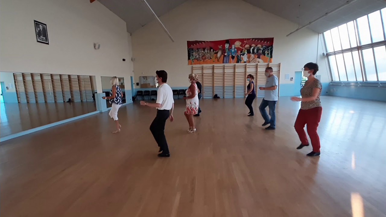 Danse en ligne (Mixage dont Jérusalem et Dance Monkey) - YouTube