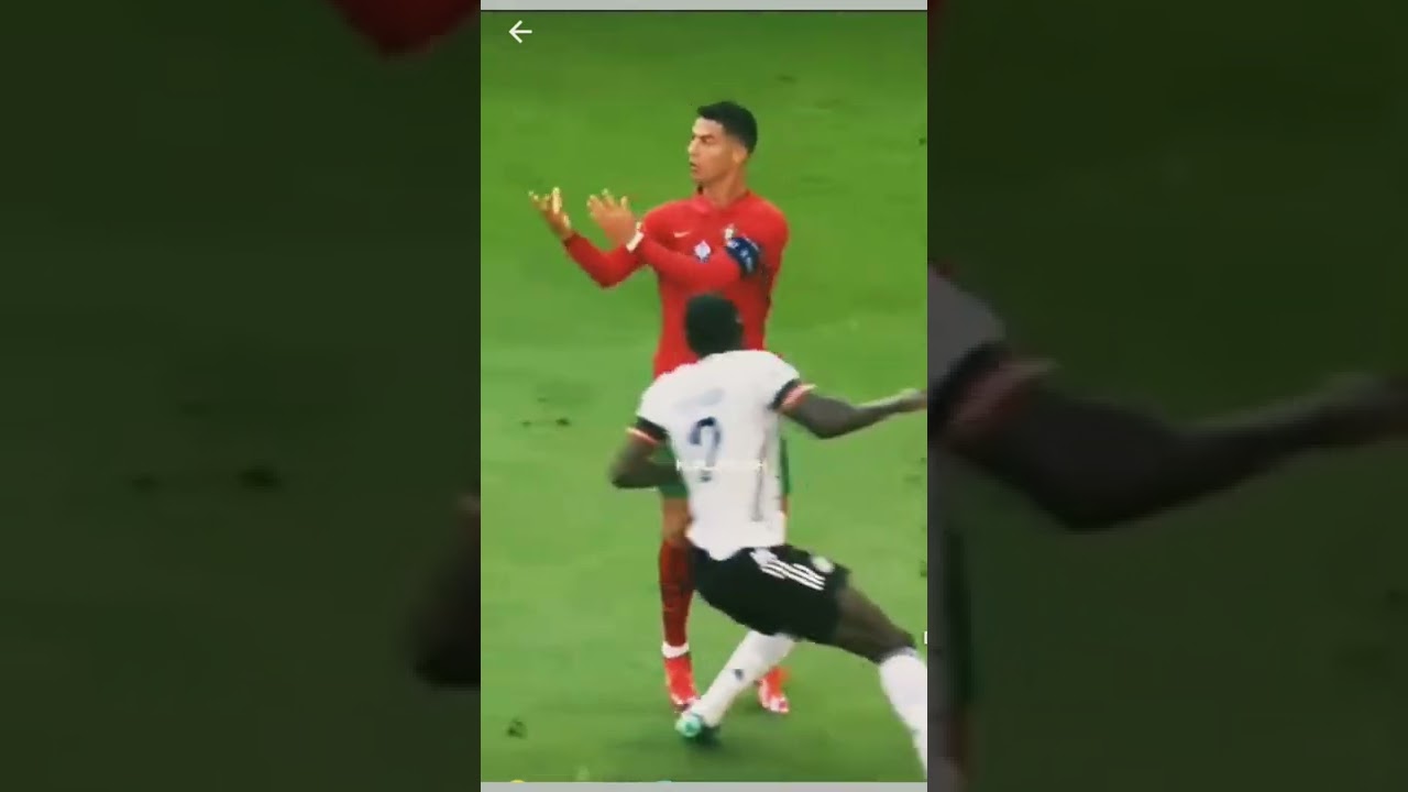 Ronaldo skill😈_ short video 👍#cristianoronaldo #shortvideo #shorts ...