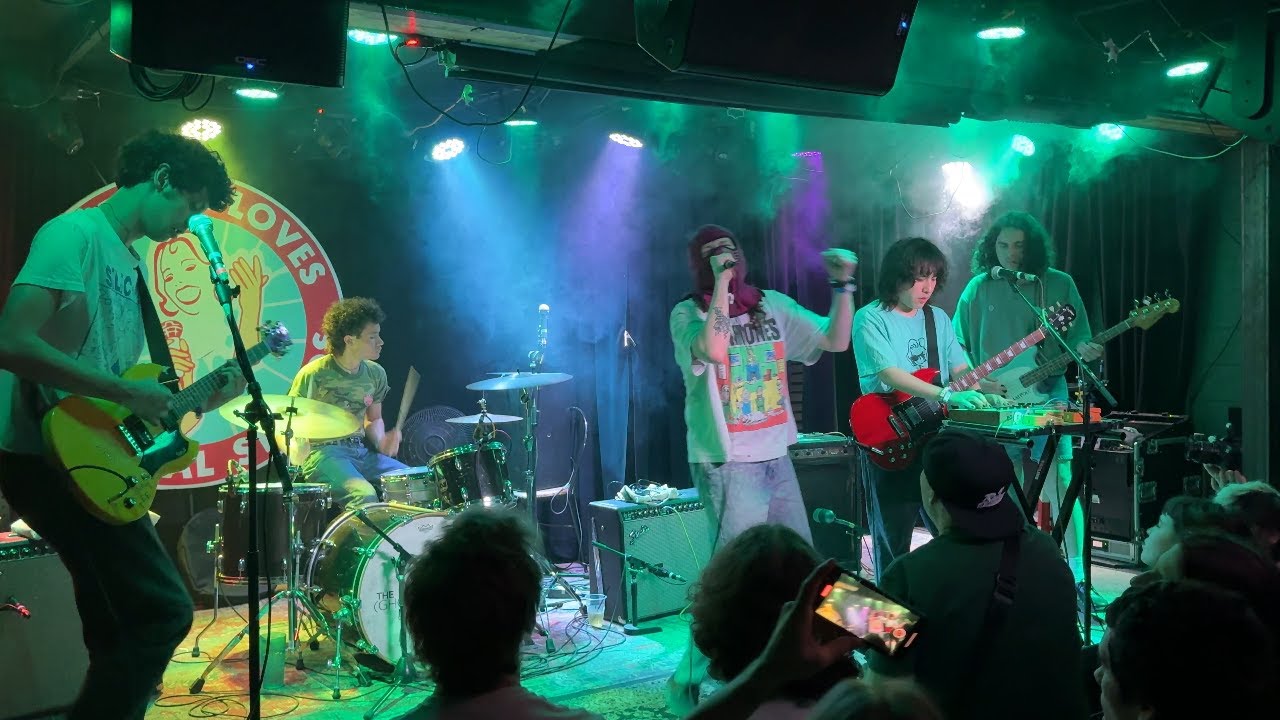 Gee Tee - Live at Rubber Gloves, Denton, TX 9/29/2024 - YouTube